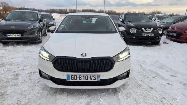 Balts Skoda Fabia 2021 Tauragė, ar dzinēja tilpumu 1.00 L un nobraukumu 175 tūkst. km par 8200 €, foto 2 vietnē AUTOMOTO.COM.LV