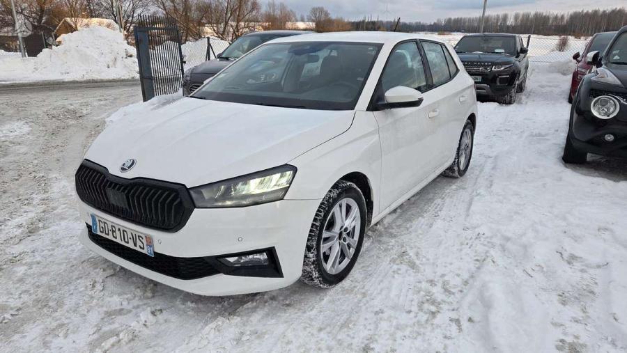 Balts Skoda Fabia 2021 Tauragė, ar dzinēja tilpumu 1.00 L un nobraukumu 175 tūkst. km par 8200 €, foto 3 vietnē AUTOMOTO.COM.LV