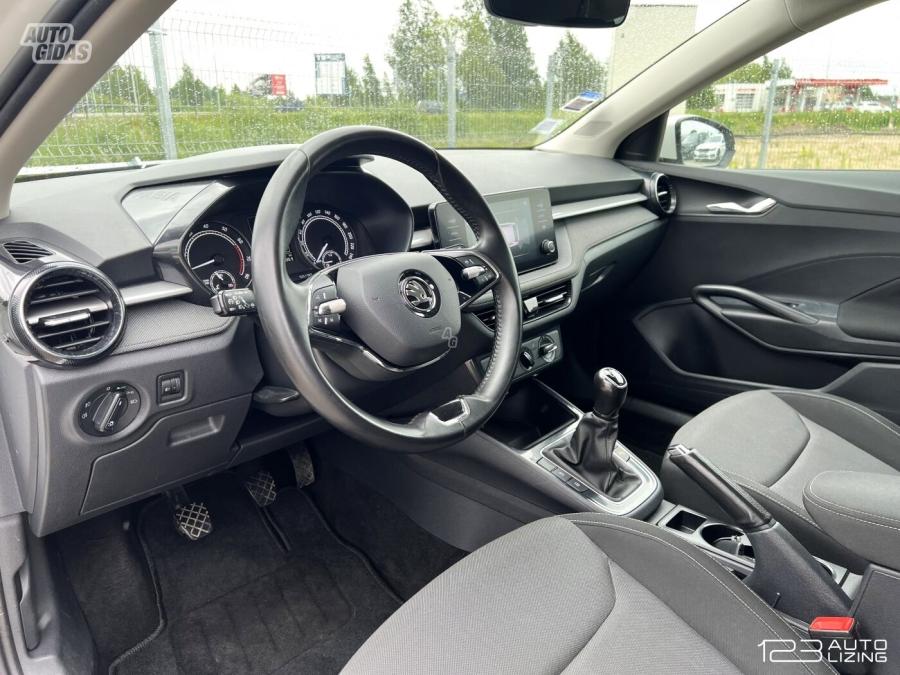 White Skoda Fabia 2021 in Taurage, with an engine capacity of 1.00 L and mileage of 201 thousand km for 8200 €, photo 12 on AUTOMOTO.COM.LV