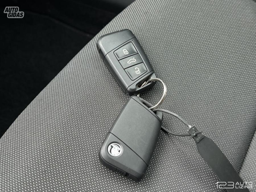 White Skoda Fabia 2021 in Taurage, with an engine capacity of 1.00 L and mileage of 201 thousand km for 8200 €, photo 25 on AUTOMOTO.COM.LV
