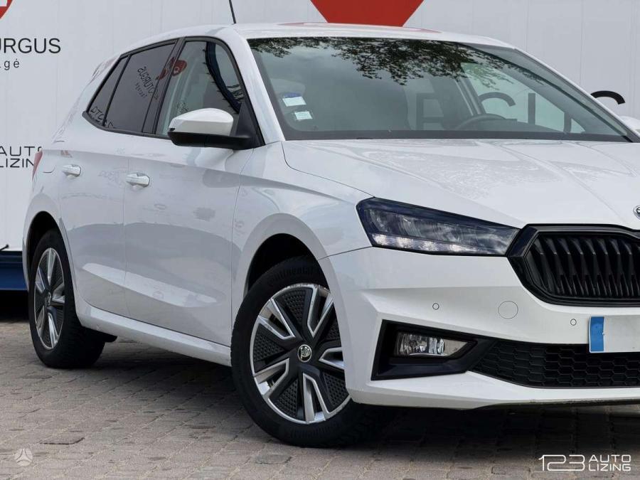 Balts Skoda Fabia 2021 Tauragė, ar dzinēja tilpumu 1.00 L un nobraukumu 201 tūkst. km par 7900 €, foto 6 vietnē AUTOMOTO.COM.LV