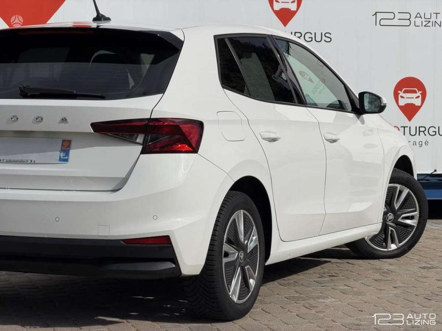 Balts Skoda Fabia 2021 Tauragė, ar dzinēja tilpumu 1.00 L un nobraukumu 201 tūkst. km par 7900 €, foto 10 vietnē AUTOMOTO.COM.LV
