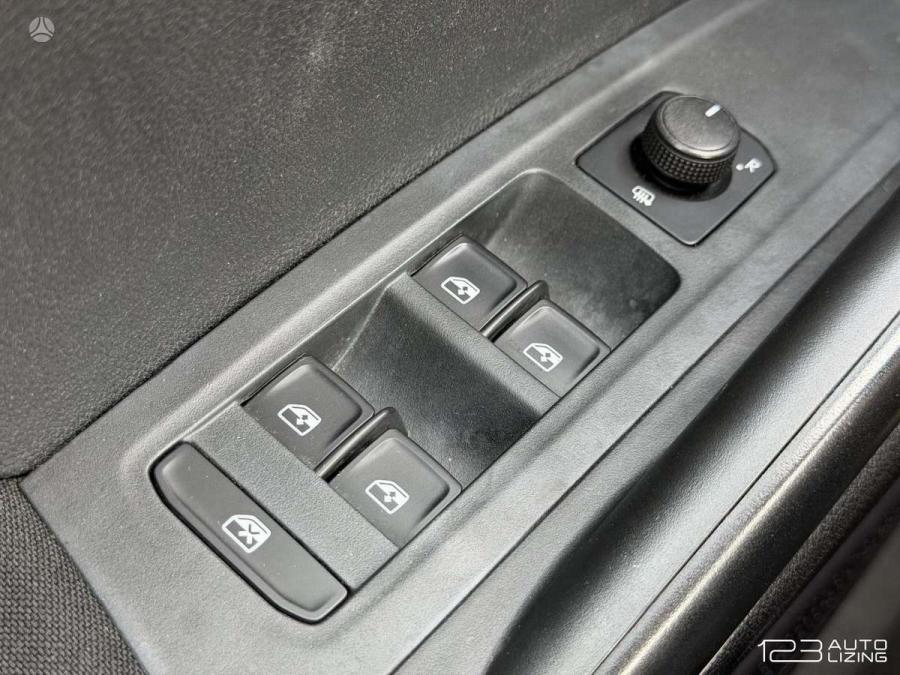Balts Skoda Fabia 2021 Tauragė, ar dzinēja tilpumu 1.00 L un nobraukumu 201 tūkst. km par 7900 €, foto 26 vietnē AUTOMOTO.COM.LV