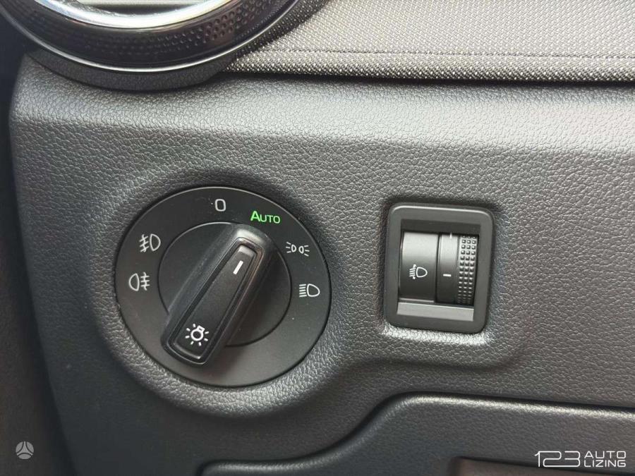 Balts Skoda Fabia 2021 Tauragė, ar dzinēja tilpumu 1.00 L un nobraukumu 201 tūkst. km par 7900 €, foto 27 vietnē AUTOMOTO.COM.LV