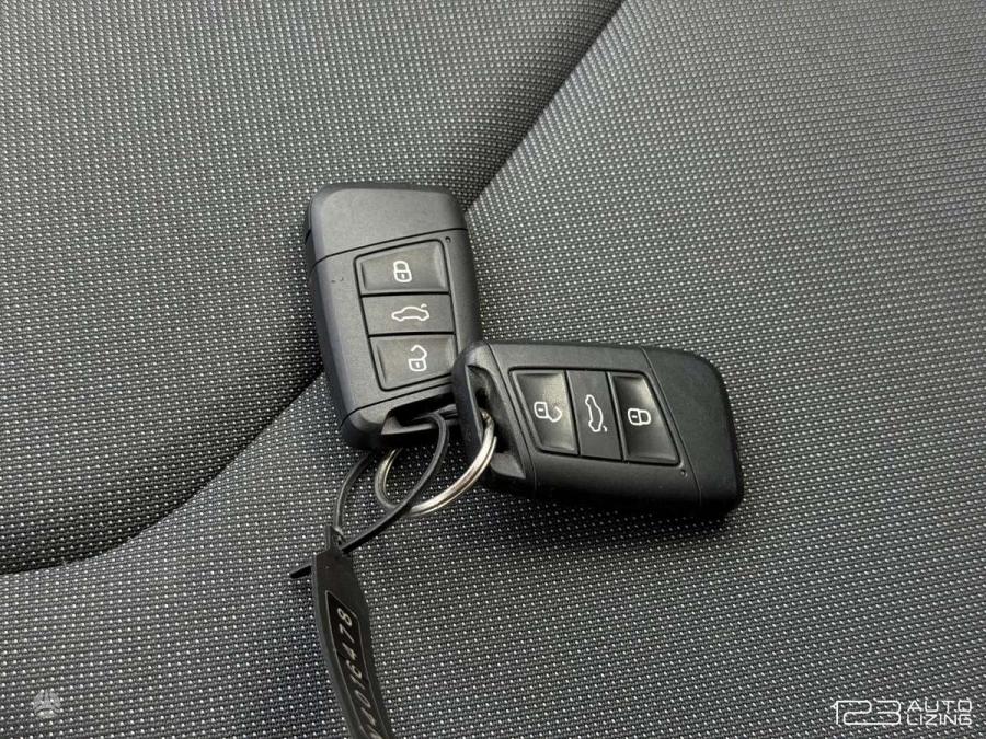 Balts Skoda Fabia 2021 Tauragė, ar dzinēja tilpumu 1.00 L un nobraukumu 201 tūkst. km par 7900 €, foto 28 vietnē AUTOMOTO.COM.LV