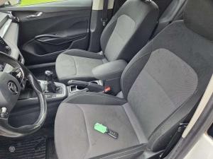 White Skoda Fabia 2021 in Taurage, with an engine capacity of 1.00 L and mileage of 181 thousand km for 6950 €, photo 11 on AUTOMOTO.COM.LV