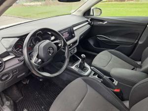 White Skoda Fabia 2021 in Taurage, with an engine capacity of 1.00 L and mileage of 181 thousand km for 6950 €, photo 12 on AUTOMOTO.COM.LV