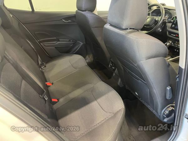 Balts Skoda Fabia 2022 Tallina, ar dzinēja tilpumu 1.00 L un nobraukumu 66 tūkst. km par 16490 €, foto 8 vietnē AUTOMOTO.COM.LV