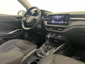Balts Skoda Fabia 2022 Tallina, ar dzinēja tilpumu 1.00 L un nobraukumu 66 tūkst. km par 16490 €, foto 13 vietnē AUTOMOTO.COM.LV