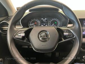Balts Skoda Fabia 2022 Tallina, ar dzinēja tilpumu 1.00 L un nobraukumu 66 tūkst. km par 16490 €, foto 16 vietnē AUTOMOTO.COM.LV