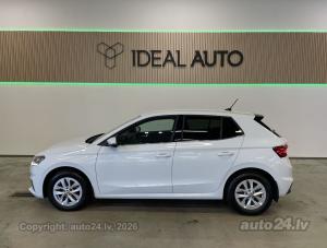 Balts Skoda Fabia 2022 Tallina, ar dzinēja tilpumu 1.00 L un nobraukumu 87 tūkst. km par 15990 €, foto 3 vietnē AUTOMOTO.COM.LV