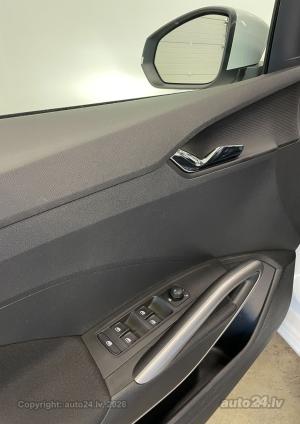 Balts Skoda Fabia 2022 Tallina, ar dzinēja tilpumu 1.00 L un nobraukumu 87 tūkst. km par 15990 €, foto 20 vietnē AUTOMOTO.COM.LV