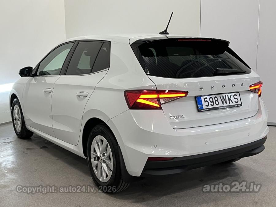Balts Skoda Fabia 2023 Tallina, ar dzinēja tilpumu 1.00 L un nobraukumu 27 tūkst. km par 16900 €, foto 30 vietnē AUTOMOTO.COM.LV
