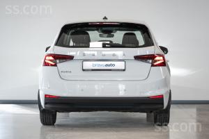 Balts Skoda Fabia 2023 Rīga, ar dzinēja tilpumu 1.00 L un nobraukumu 33 tūkst. km par 15490 €, foto 6 vietnē AUTOMOTO.COM.LV