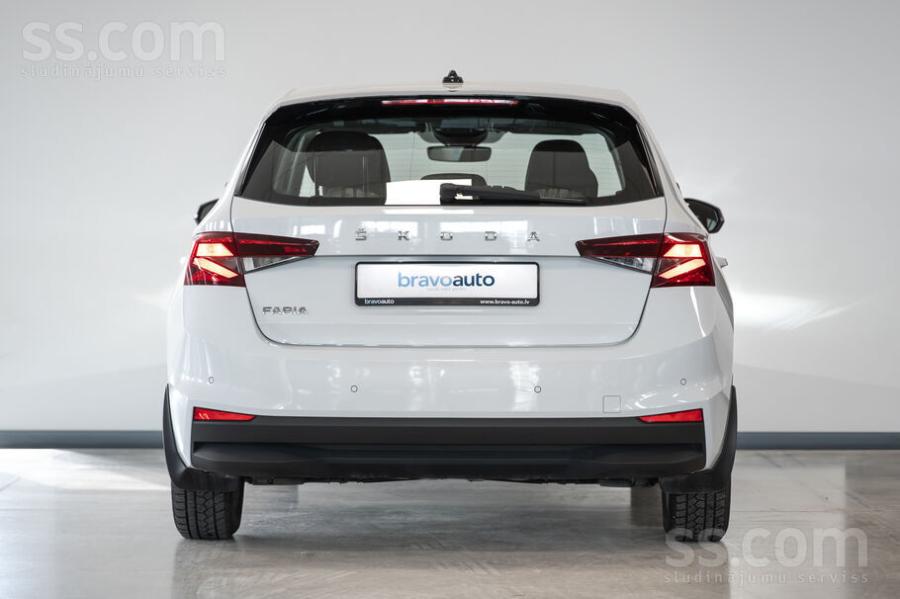 Balts Skoda Fabia 2023 Rīga, ar dzinēja tilpumu 1.00 L un nobraukumu 33 tūkst. km par 15490 €, foto 6 vietnē AUTOMOTO.COM.LV