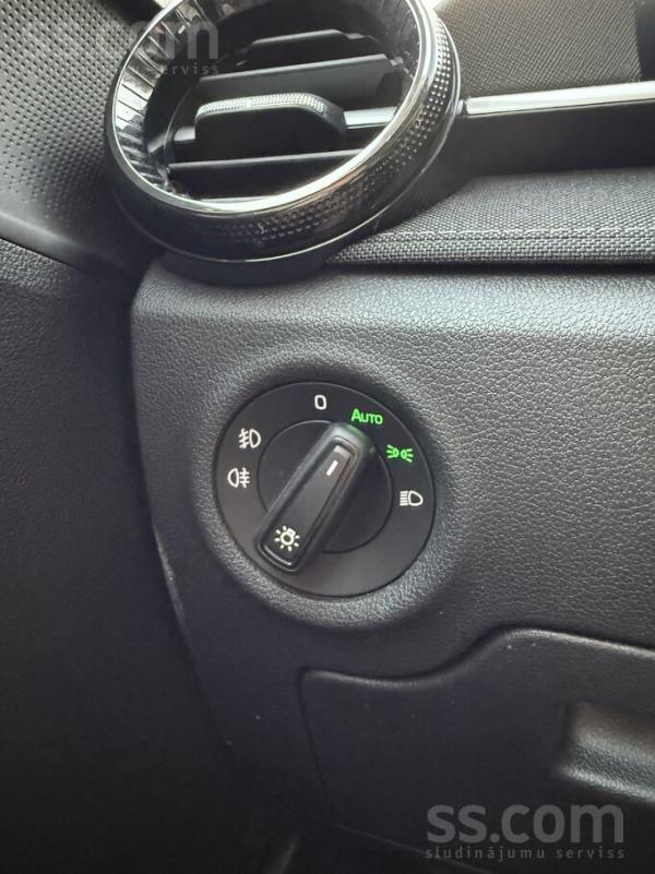 Balts Skoda Fabia 2023 Jelgava, ar dzinēja tilpumu 1.00 L un nobraukumu 93 tūkst. km par 14900 €, foto 11 vietnē AUTOMOTO.COM.LV