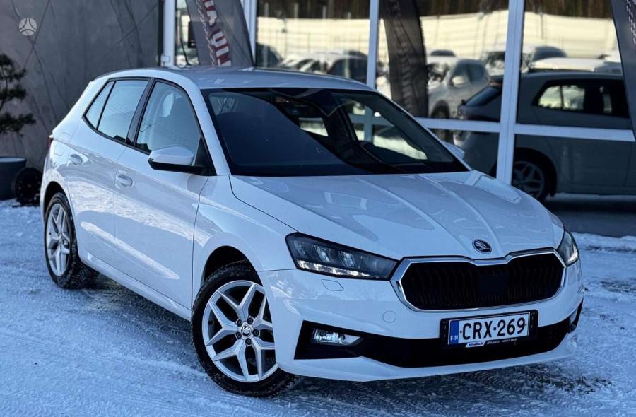 Balts Skoda Fabia 2024 Radviliškis, ar dzinēja tilpumu 1.00 L un nobraukumu 25 tūkst. km par 14950 €, foto 2 vietnē AUTOMOTO.COM.LV