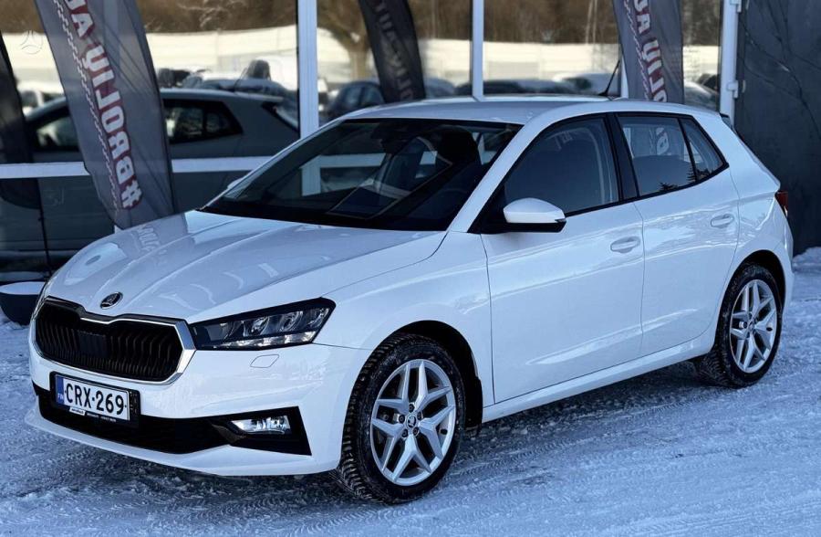 Balts Skoda Fabia 2024 Radviliškis, ar dzinēja tilpumu 1.00 L un nobraukumu 25 tūkst. km par 14950 €, foto 3 vietnē AUTOMOTO.COM.LV