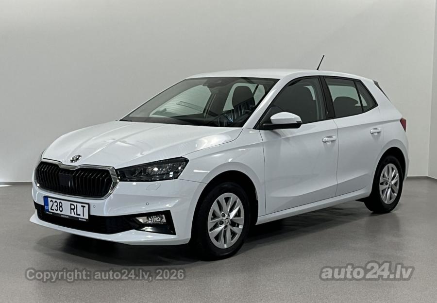 Balts Skoda Fabia 2024 Tallina, ar dzinēja tilpumu 1.00 L un nobraukumu 28 tūkst. km par 17490 €, foto 1 vietnē AUTOMOTO.COM.LV
