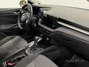 Balts Skoda Fabia 2024 Tallina, ar dzinēja tilpumu 1.00 L un nobraukumu 28 tūkst. km par 17490 €, foto 4 vietnē AUTOMOTO.COM.LV