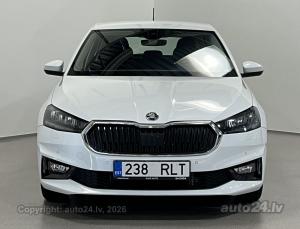 Balts Skoda Fabia 2024 Tallina, ar dzinēja tilpumu 1.00 L un nobraukumu 28 tūkst. km par 17490 €, foto 18 vietnē AUTOMOTO.COM.LV