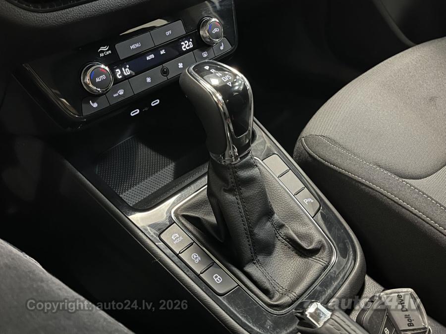Белый Шкода Фабия 2024 в Таллин, объемом двигателя 1.00 л и пробегом 40 тыс. км за 16490 €, фото 6 на AUTOMOTO.COM.LV