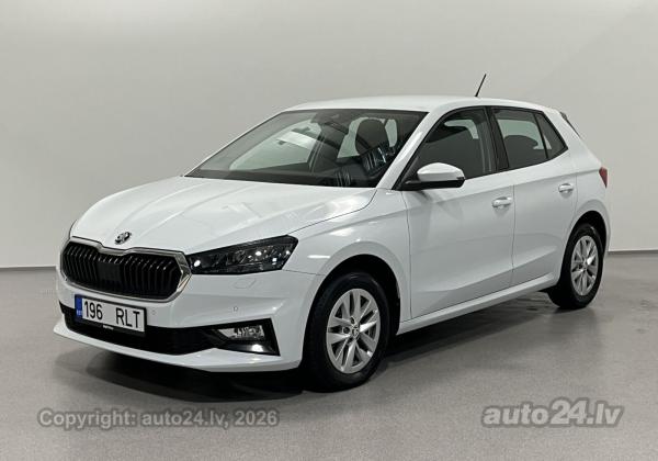 White Skoda Fabia 2024 in Tallinn, with an engine capacity of 1.00 L and mileage of 30 thousand km for 16990 €, photo 1 on AUTOMOTO.COM.LV