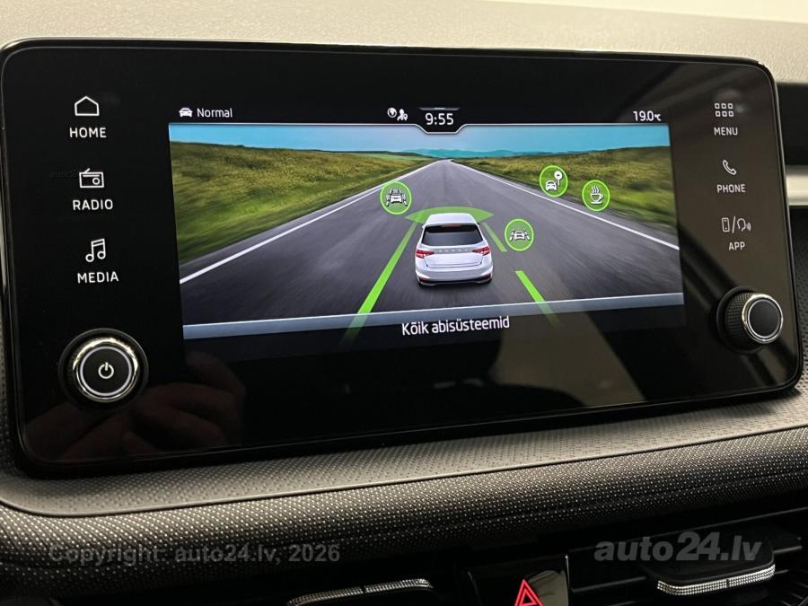 Balts Skoda Fabia 2024 Tallina, ar dzinēja tilpumu 1.00 L un nobraukumu 30 tūkst. km par 16990 €, foto 8 vietnē AUTOMOTO.COM.LV
