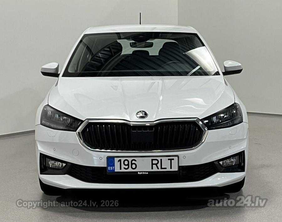 Balts Skoda Fabia 2024 Tallina, ar dzinēja tilpumu 1.00 L un nobraukumu 30 tūkst. km par 16990 €, foto 14 vietnē AUTOMOTO.COM.LV