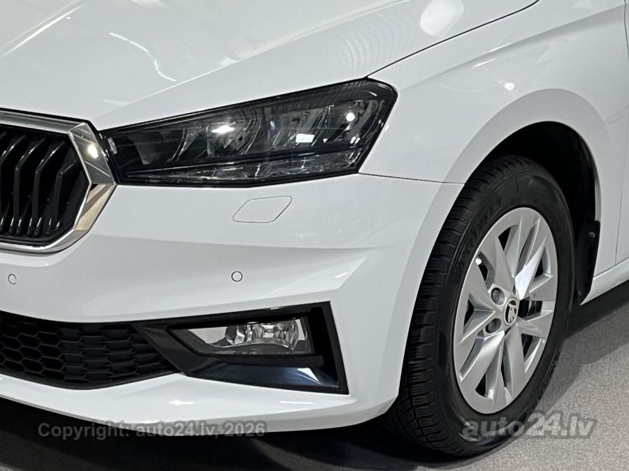White Skoda Fabia 2024 in Tallinn, with an engine capacity of 1.00 L and mileage of 30 thousand km for 16990 €, photo 21 on AUTOMOTO.COM.LV