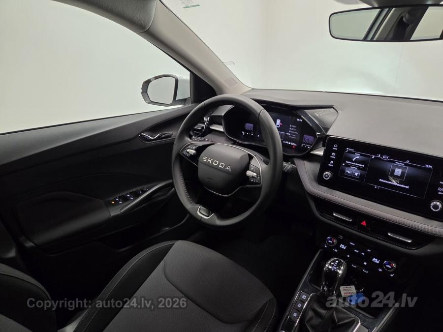 Белый Шкода Фабия 2025 в Таллин, объемом двигателя 1.00 л и пробегом 11 тыс. км за 18900 €, фото 14 на AUTOMOTO.COM.LV