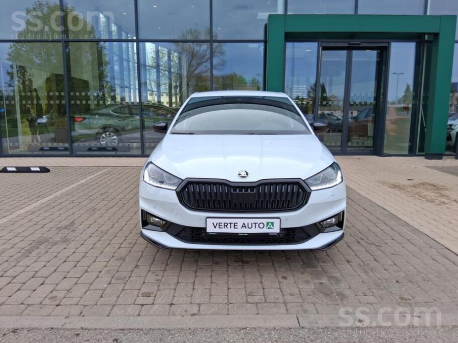 White Skoda Fabia 2026 in Riga, with an engine capacity of 1.00 L and mileage of 9 thousand km for 21900 €, photo 6 on AUTOMOTO.COM.LV