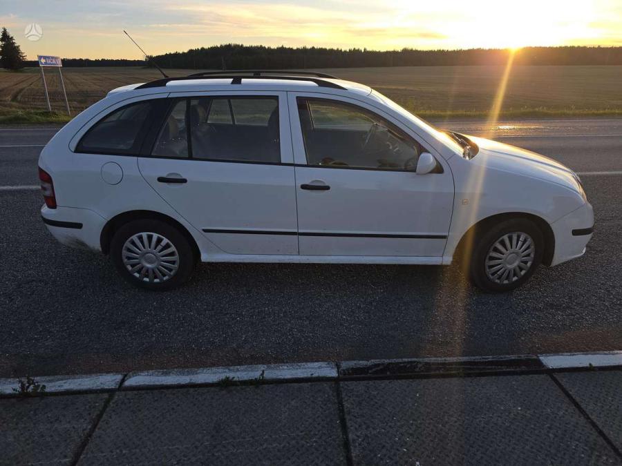 Balts Skoda Fabia 2007 Šauļi, ar dzinēja tilpumu 1.90 L un nobraukumu 451 tūkst. km par 1450 €, foto 5 vietnē AUTOMOTO.COM.LV