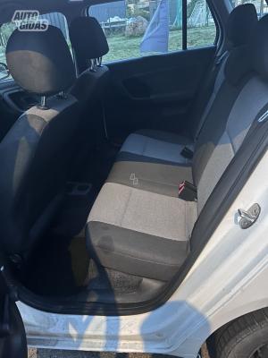 Balts Skoda Fabia 2009 Viļņa, ar dzinēja tilpumu 1.40 L un nobraukumu 50 tūkst. km par 1300 €, foto 8 vietnē AUTOMOTO.COM.LV