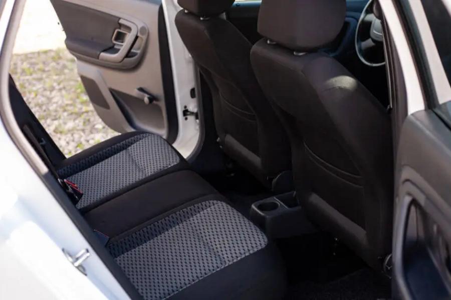 Balts Skoda Fabia 2011 Rīga, ar dzinēja tilpumu 1.20 L un nobraukumu 217 tūkst. km par 4200 €, foto 13 vietnē AUTOMOTO.COM.LV