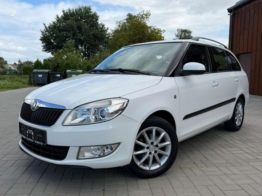 Balts Skoda Fabia 2012 Marijampole, ar dzinēja tilpumu 1.60 L un nobraukumu 245 tūkst. km par 3250 €, foto 1 vietnē AUTOMOTO.COM.LV
