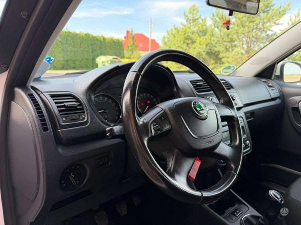 Balts Skoda Fabia 2012 Marijampole, ar dzinēja tilpumu 1.60 L un nobraukumu 245 tūkst. km par 3250 €, foto 7 vietnē AUTOMOTO.COM.LV
