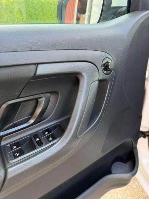 Balts Skoda Fabia 2012 Marijampole, ar dzinēja tilpumu 1.60 L un nobraukumu 245 tūkst. km par 3250 €, foto 9 vietnē AUTOMOTO.COM.LV