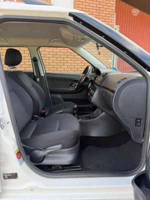 Balts Skoda Fabia 2012 Marijampole, ar dzinēja tilpumu 1.60 L un nobraukumu 245 tūkst. km par 3250 €, foto 13 vietnē AUTOMOTO.COM.LV