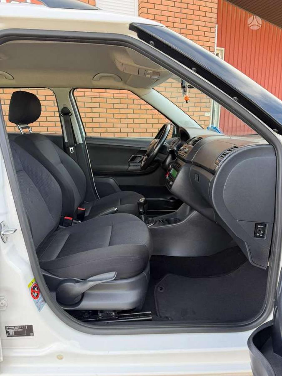 Balts Skoda Fabia 2012 Marijampole, ar dzinēja tilpumu 1.60 L un nobraukumu 245 tūkst. km par 3250 €, foto 13 vietnē AUTOMOTO.COM.LV