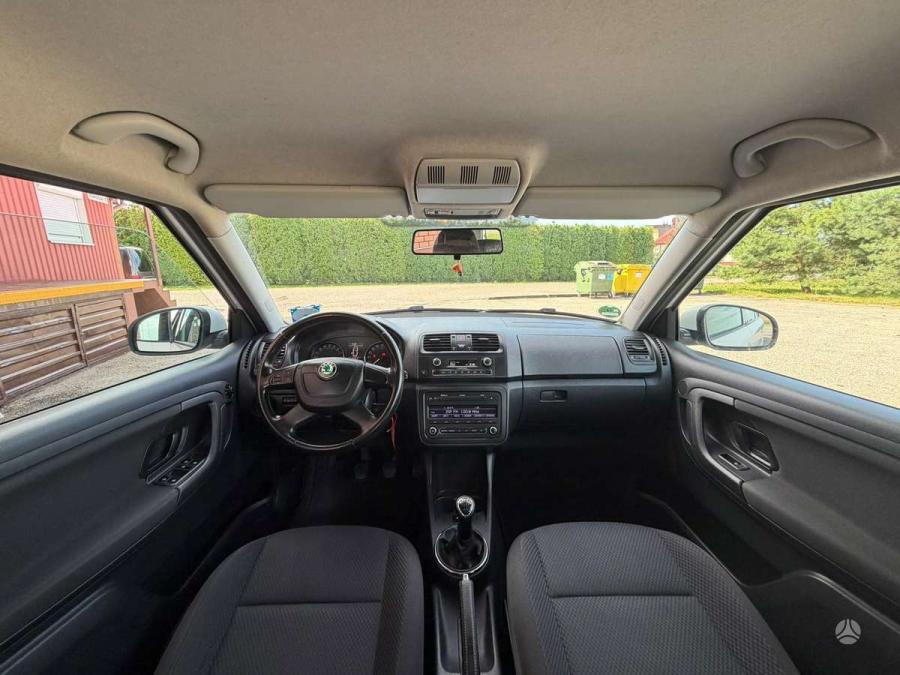 Balts Skoda Fabia 2012 Marijampole, ar dzinēja tilpumu 1.60 L un nobraukumu 245 tūkst. km par 3250 €, foto 14 vietnē AUTOMOTO.COM.LV
