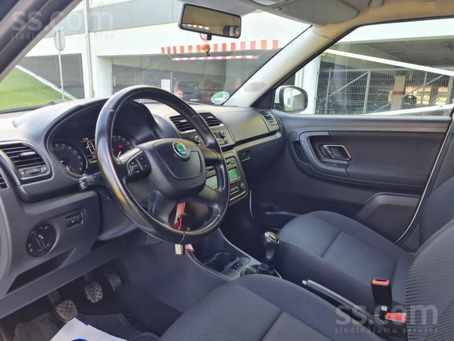 Balts Skoda Fabia 2012 Ogre, ar dzinēja tilpumu 1.60 L un nobraukumu 0 tūkst. km par 3990 €, foto 16 vietnē AUTOMOTO.COM.LV