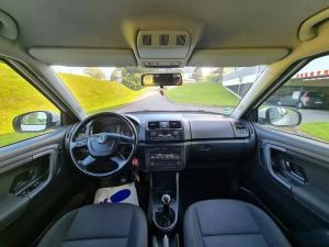 White Skoda Fabia 2012 in Ogre, with an engine capacity of 1.60 L and mileage of 245 thousand km for 3990 €, photo 20 on AUTOMOTO.COM.LV