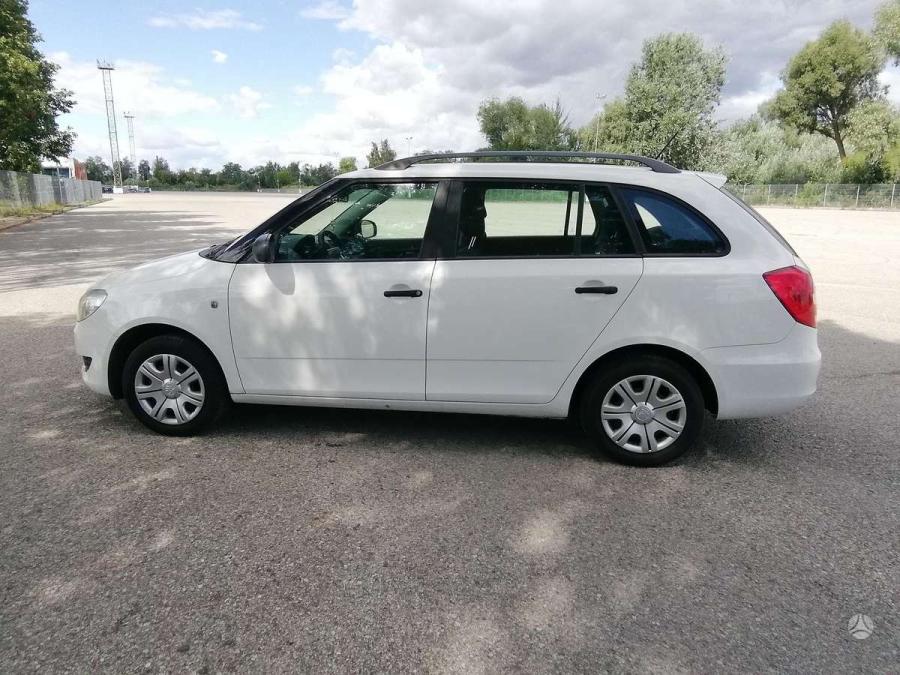 Balts Skoda Fabia 2014 Marijampole, ar dzinēja tilpumu 1.20 L un nobraukumu 206 tūkst. km par 3399 €, foto 1 vietnē AUTOMOTO.COM.LV