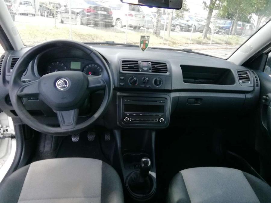 Balts Skoda Fabia 2014 Marijampole, ar dzinēja tilpumu 1.20 L un nobraukumu 206 tūkst. km par 3399 €, foto 13 vietnē AUTOMOTO.COM.LV