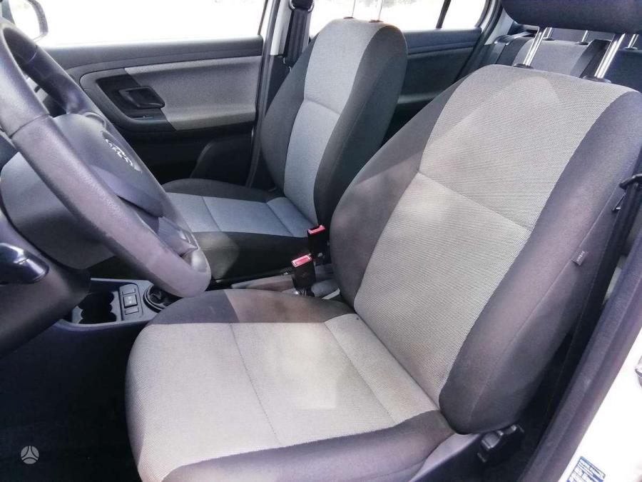 Balts Skoda Fabia 2014 Marijampole, ar dzinēja tilpumu 1.20 L un nobraukumu 206 tūkst. km par 3399 €, foto 15 vietnē AUTOMOTO.COM.LV