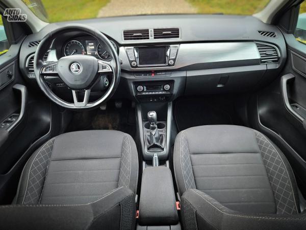 Balts Skoda Fabia 2015 Alīta, ar dzinēja tilpumu 1.40 L un nobraukumu 173 tūkst. km par 3999 €, foto 10 vietnē AUTOMOTO.COM.LV