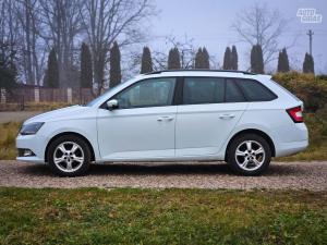 White Skoda Fabia 2015 in Alytus, with an engine capacity of 1.40 L and mileage of 173 thousand km for 3999 €, photo 3 on AUTOMOTO.COM.LV