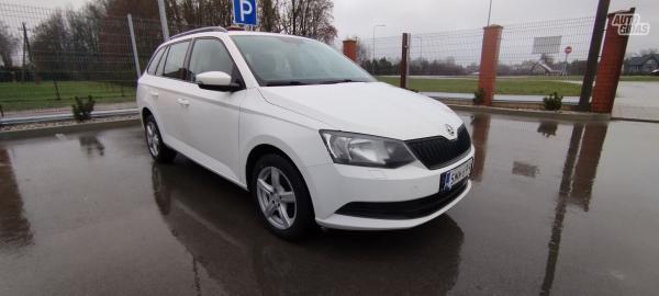 White Skoda Fabia 2015 in Radviliskis, with an engine capacity of 1.00 L and mileage of 218 thousand km for 4600 €, photo 3 on AUTOMOTO.COM.LV