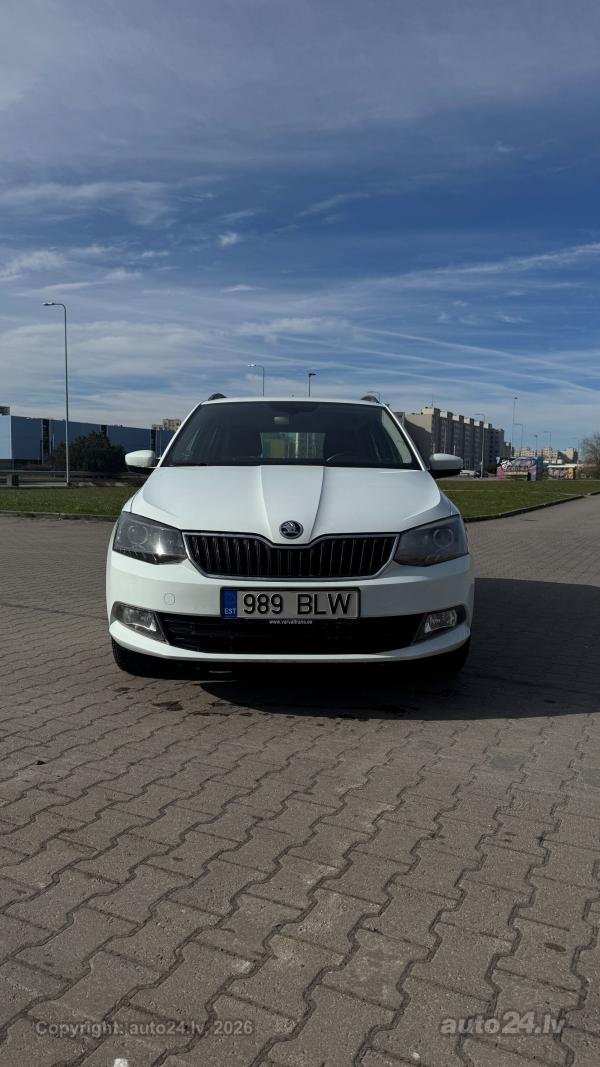 Balts Skoda Fabia 2015 Tallina, ar dzinēja tilpumu 1.40 L un nobraukumu 198 tūkst. km par 6995 €, foto 1 vietnē AUTOMOTO.COM.LV